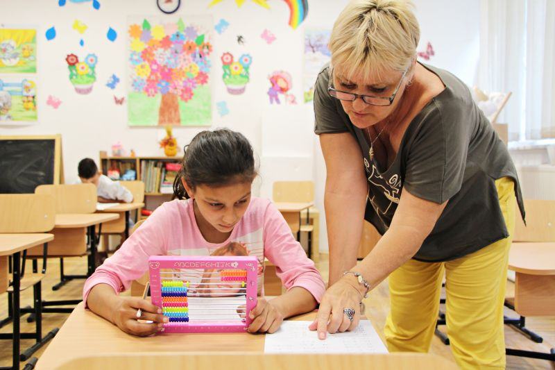 Salvati Copiii Romania lanseaza Manifestul pentru Dreptul la Educatie ...